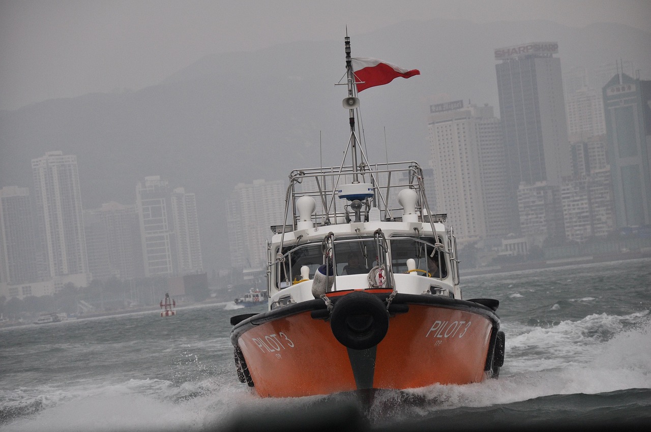 Wahweap Marina Wake Boat Rentals ~ A Lake Powell Adventure... - Lake ...